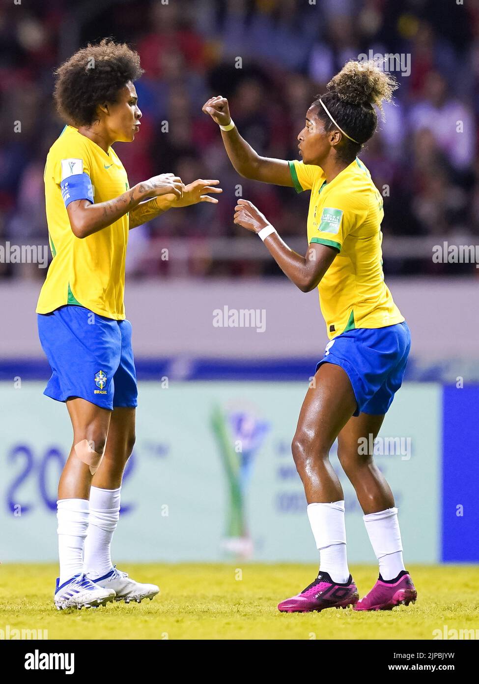 Estadio levis hi-res stock photography and images - Alamy