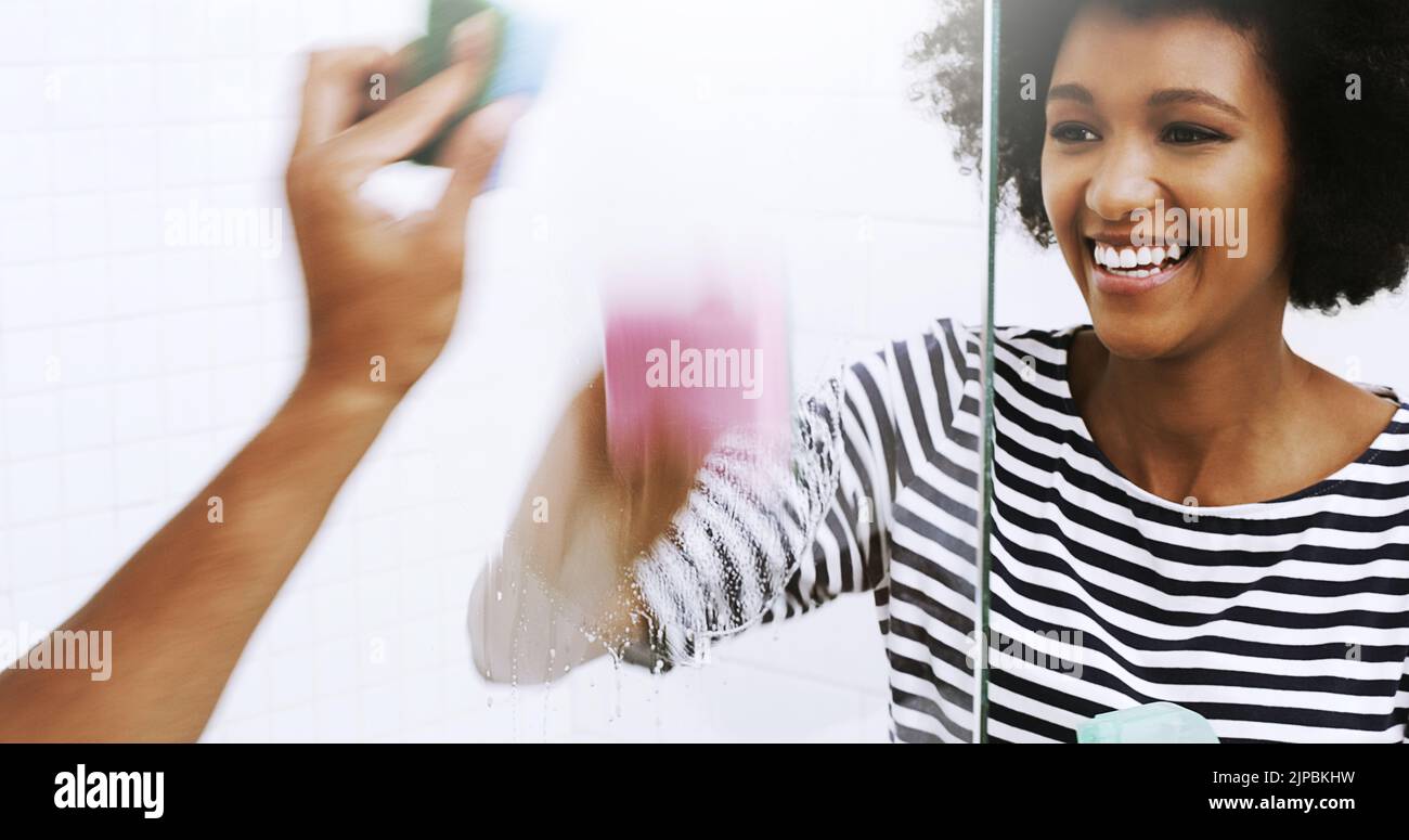 Washing glass hi-res stock photography and images - Alamy