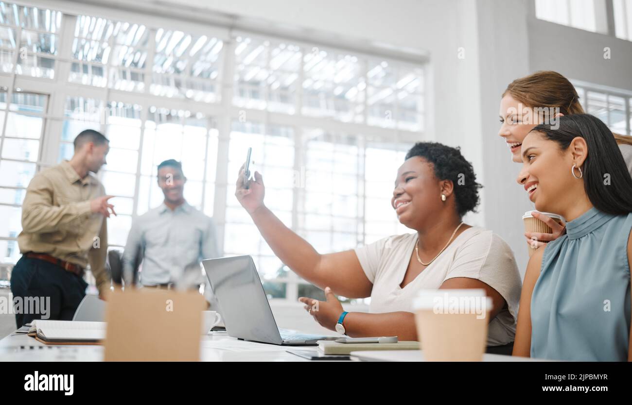 Creative marketing team hi-res stock photography and images - Alamy