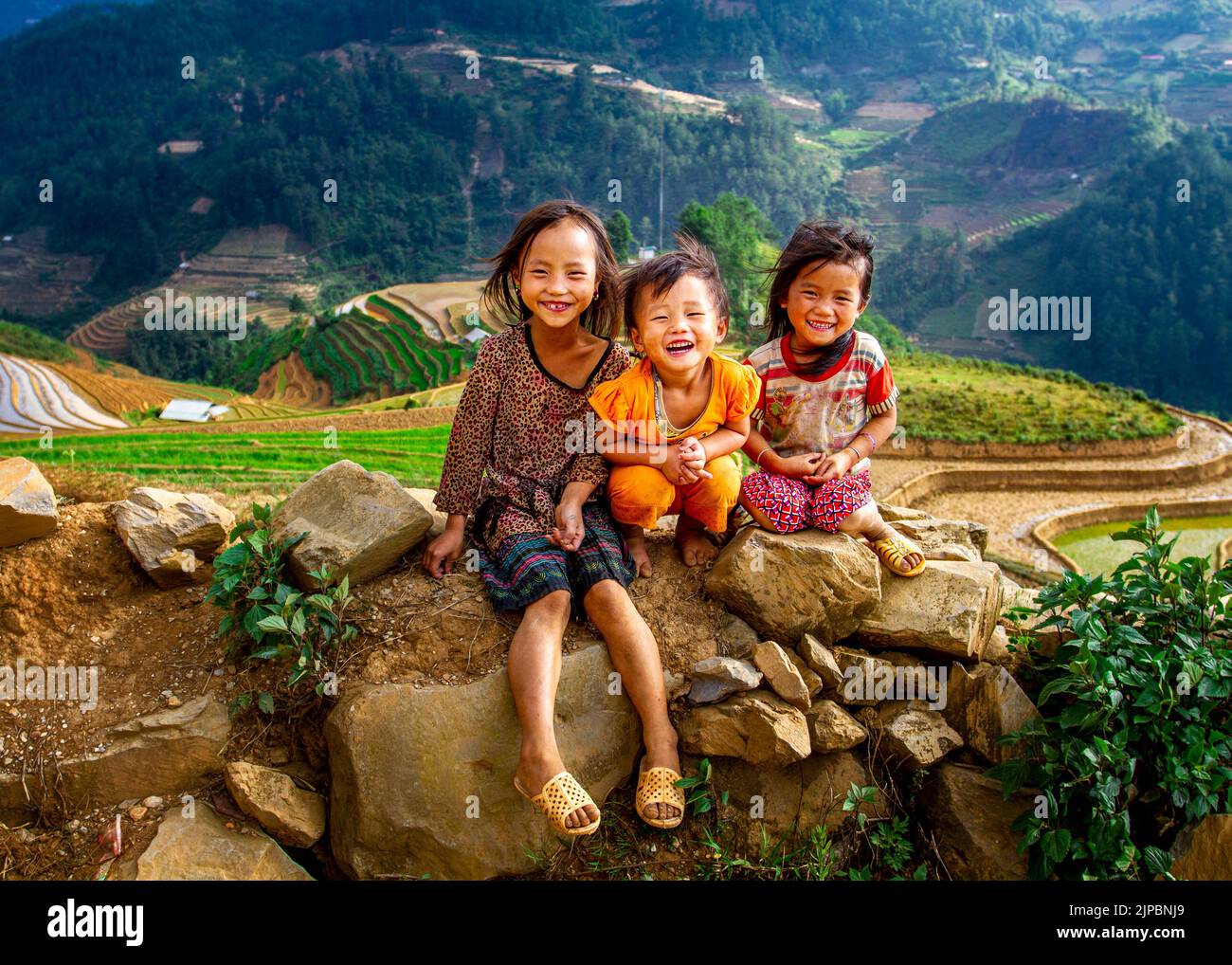 Ethnic children smiling happily and naturally, location: Mu Cang Chai ...