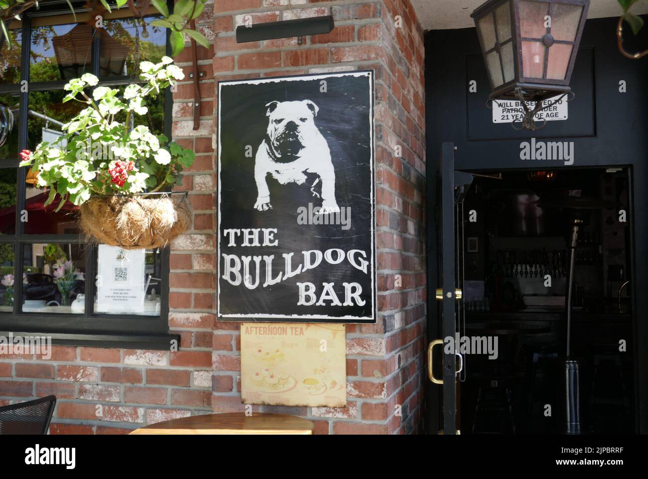 Santa Monica, California, USA 16th August 2022 Ye Olde Kings Head where ...