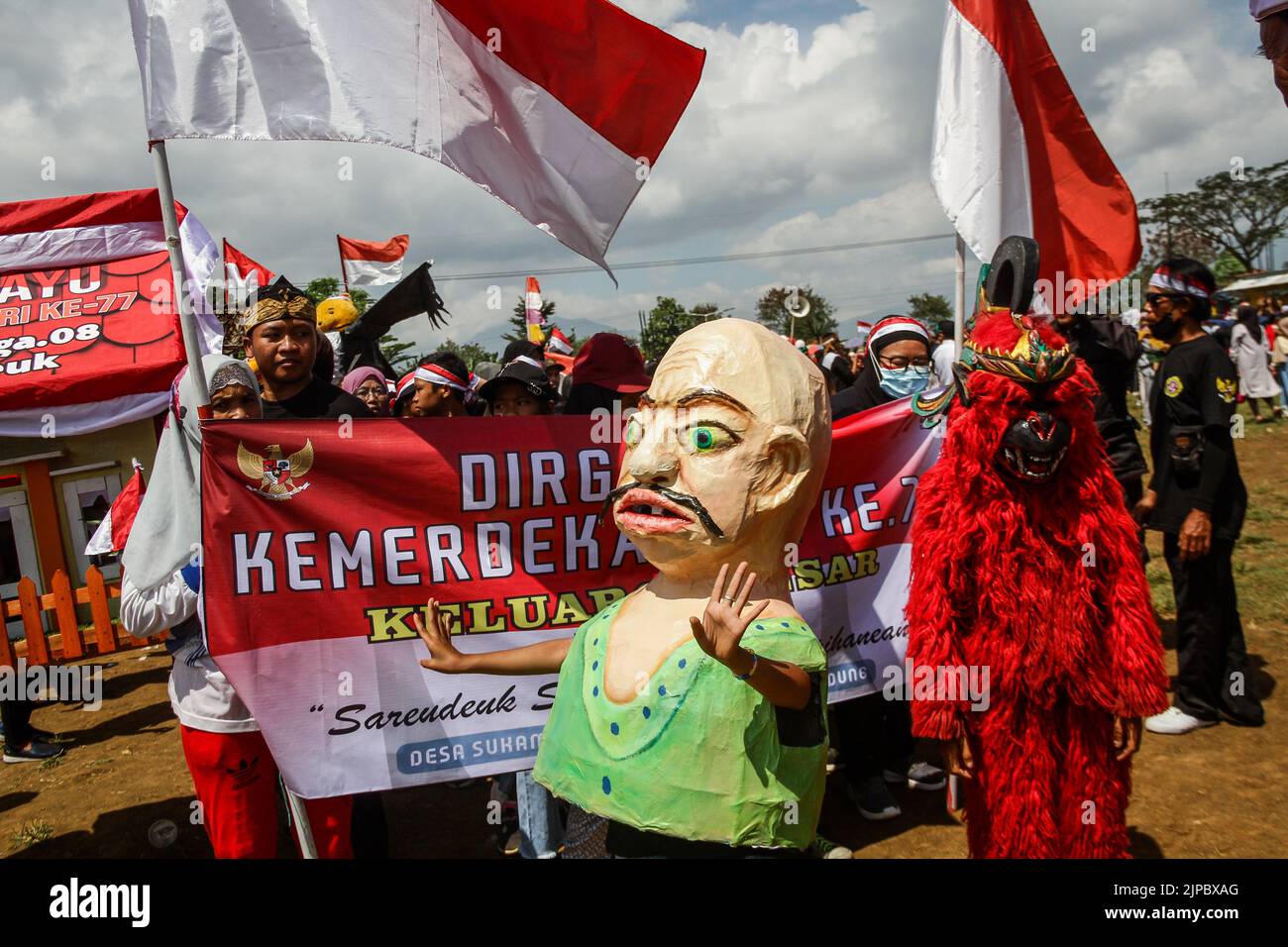 Rancaekek, West Java, Indonesia. 17th Aug, 2022. Residents took part in ...