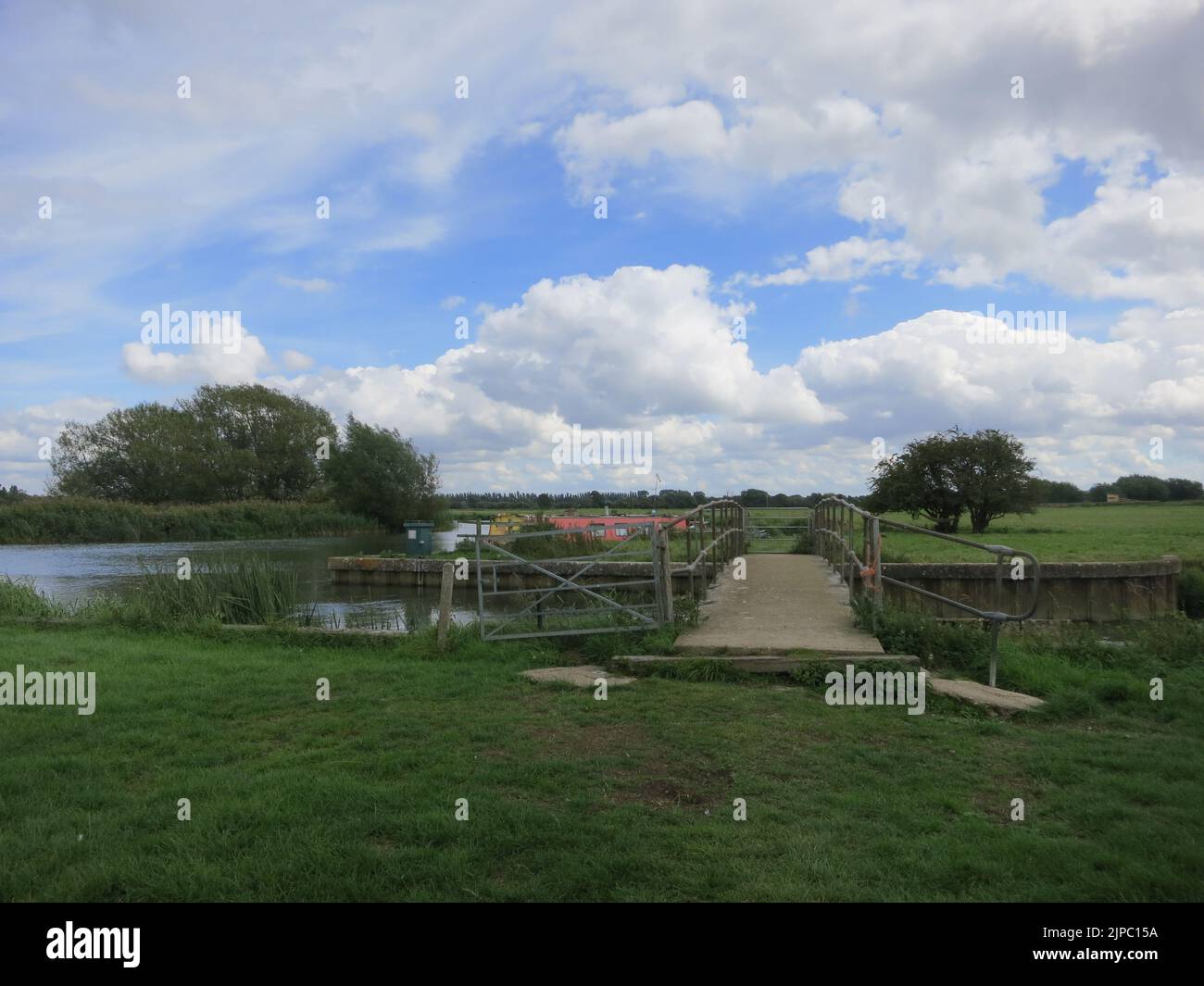 Thames Path National Trail. Long-distance trail. The River Thames ...