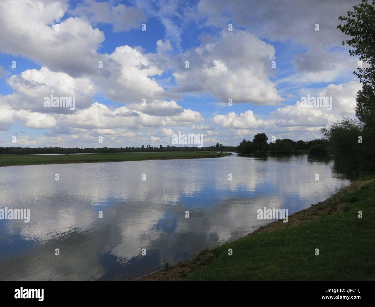 Thames Path National Trail. Long-distance trail. The River Thames ...