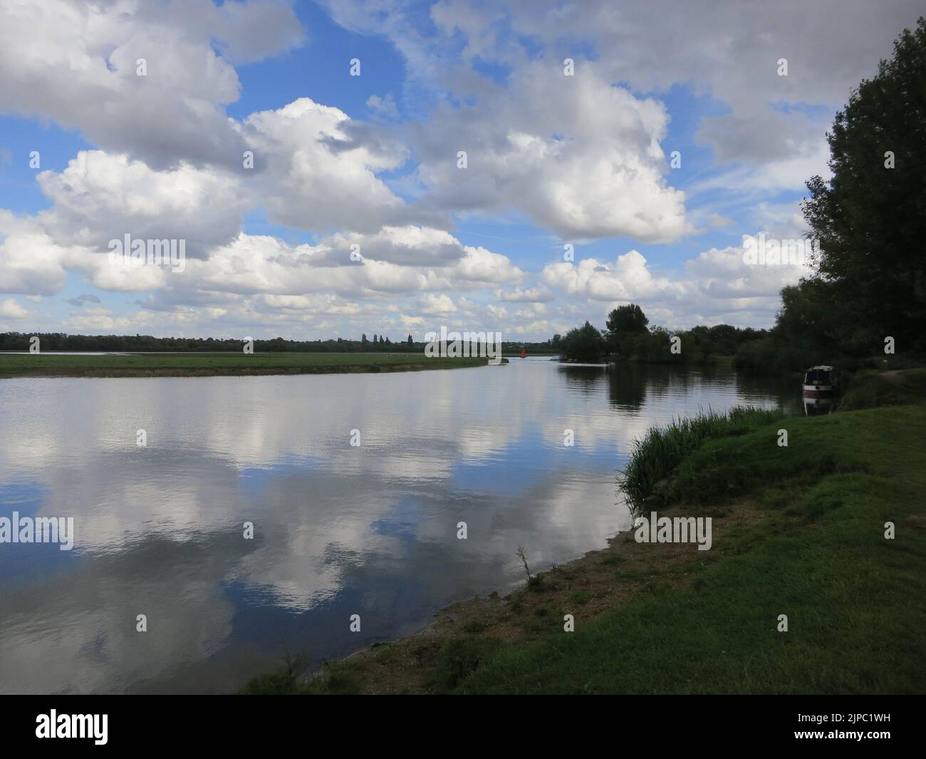 Thames Path National Trail. Long-distance trail. The River Thames ...