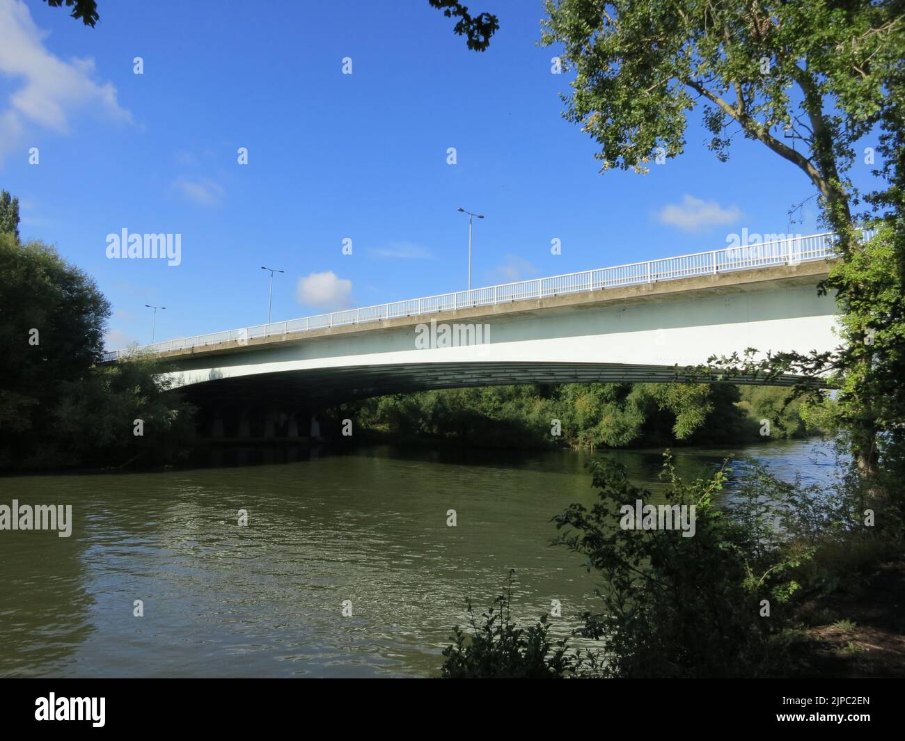 Thames Path National Trail. Long-distance trail. The River Thames ...