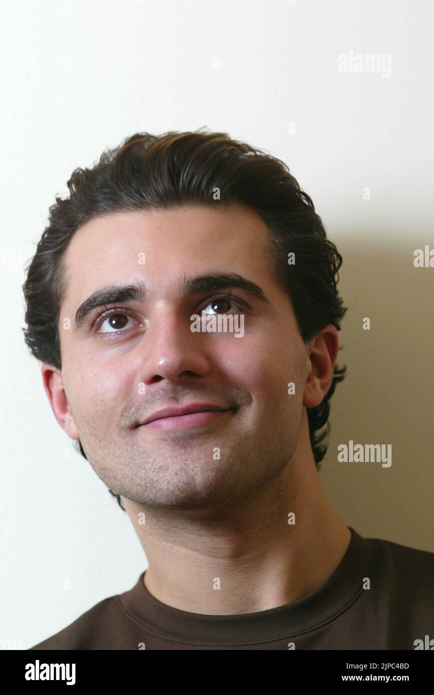 Former pop idol contestant hi-res stock photography and images - Alamy