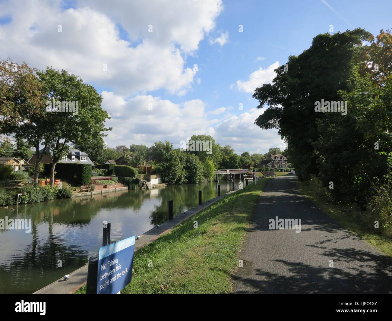 Thames Path National Trail. Long-distance trail. The River Thames ...