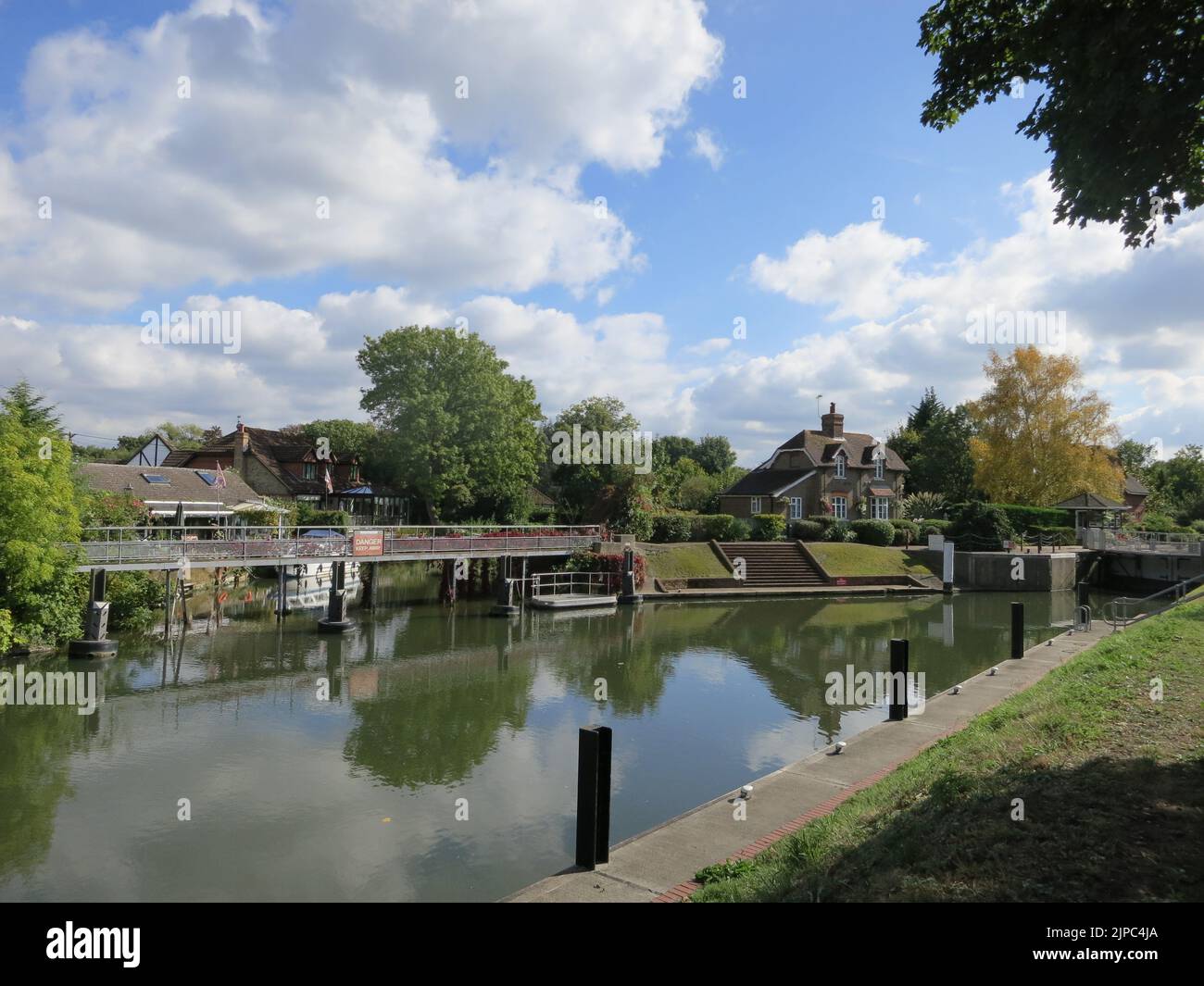 Thames Path National Trail. Long-distance trail. The River Thames ...