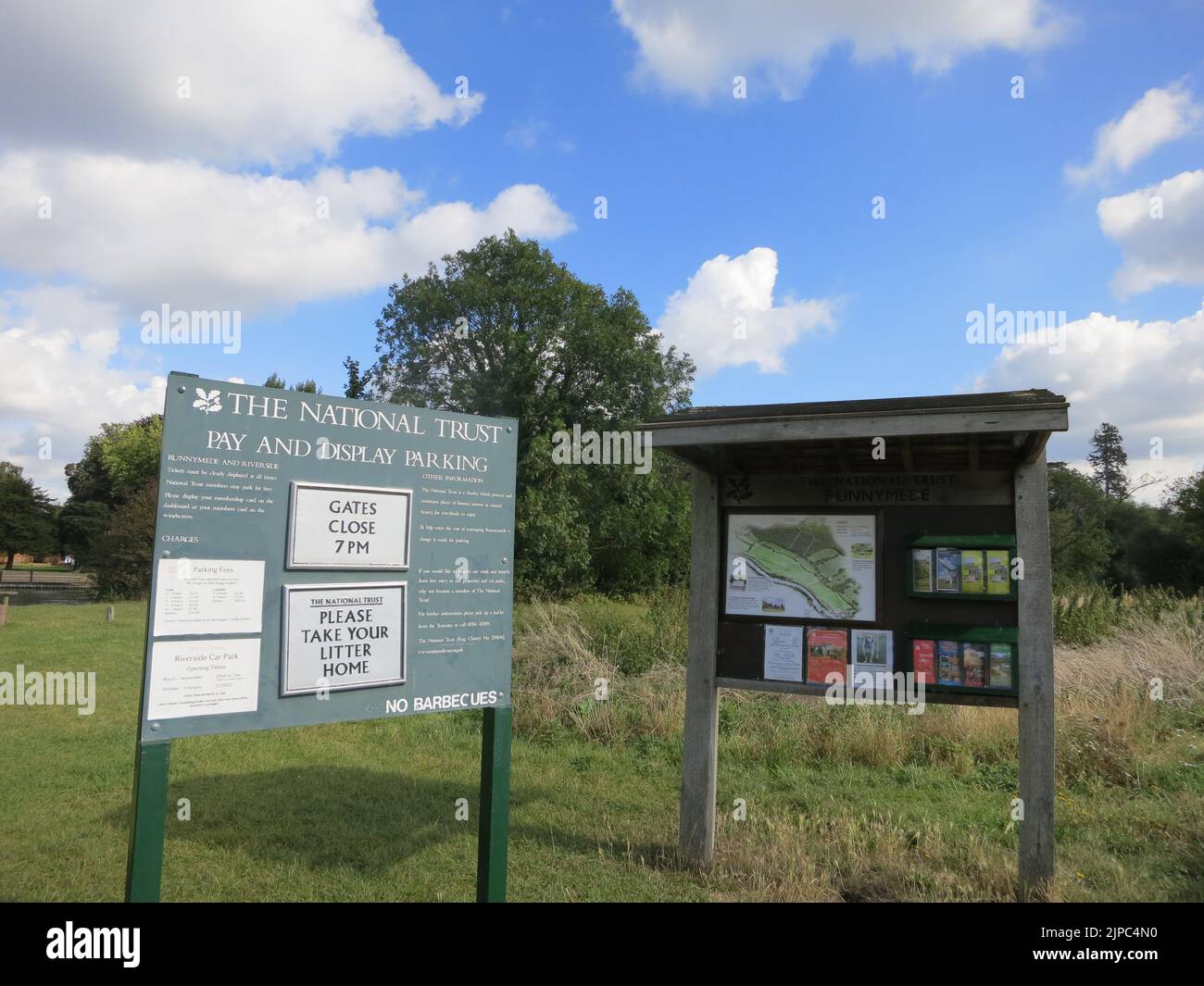 Thames Path National Trail. Long-distance trail. The River Thames ...