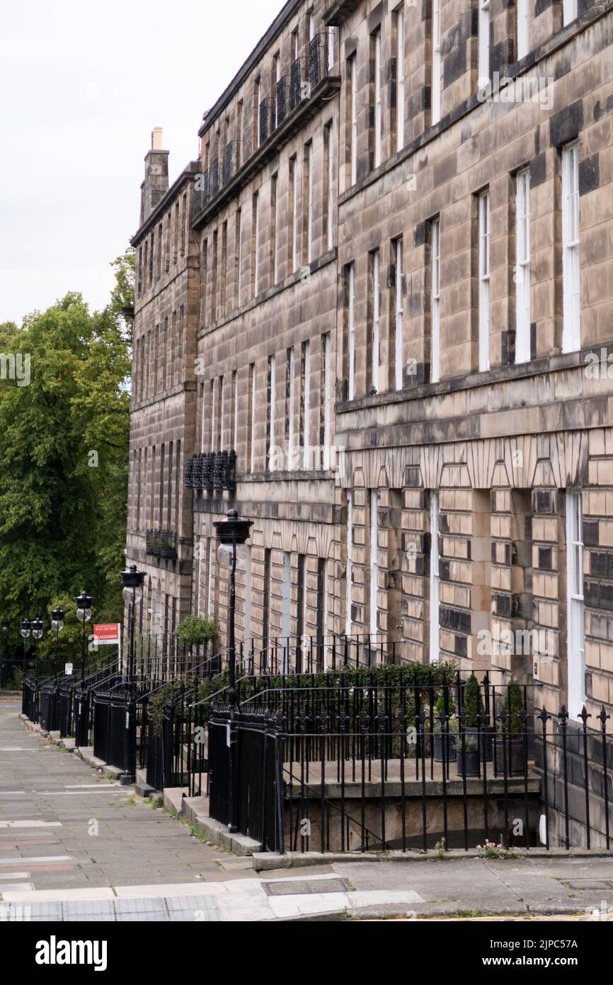 A view of Georgian buildings in Edinburgh New Town Stock Photo - Alamy