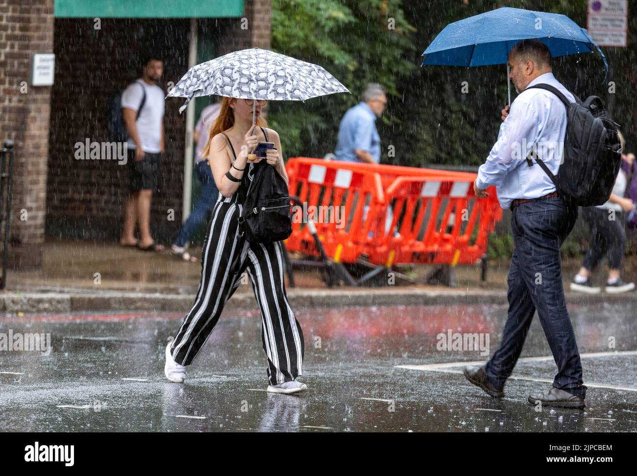 Wet weather finally in London after rough conditions heavy showers ...