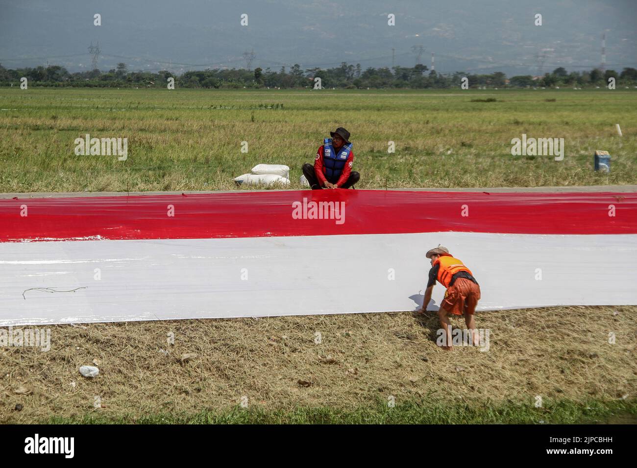 Rancaekek, West Java, Indonesia. 17th Aug, 2022. Members of the ...