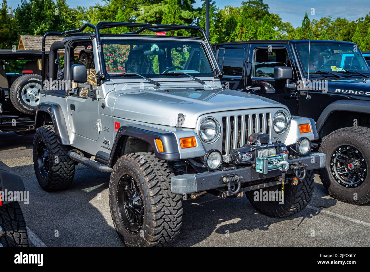 Pigeon Forge, TN - August 25, 2017: Modified Jeep Wrangler Sport TJ ...