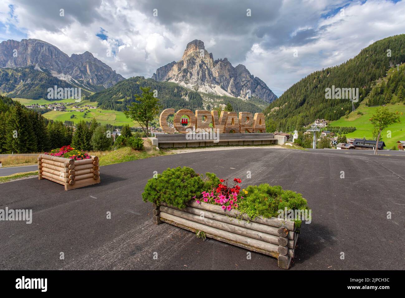 Most beautiful village in italy 2021 hi-res stock photography and ...