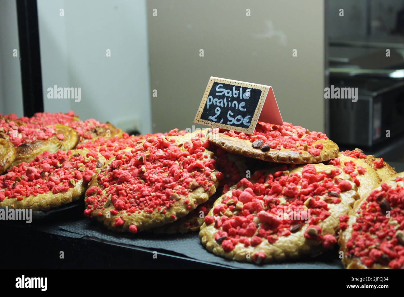 Tarte pink praline Lyon France Stock Photo - Alamy