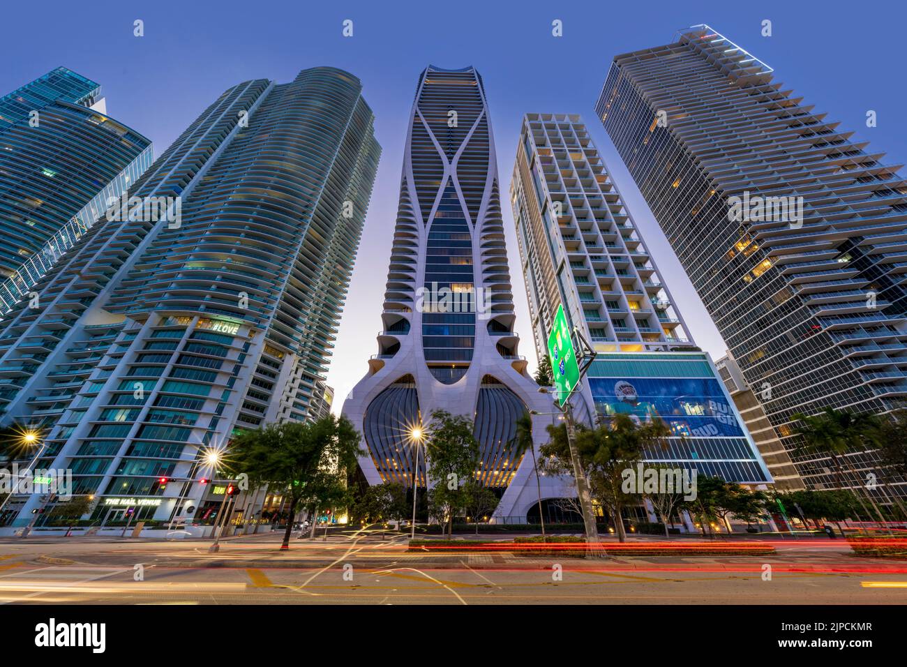 One Thousand Museum High-rise Building by Architect Zaha Hadid, Skyline ...