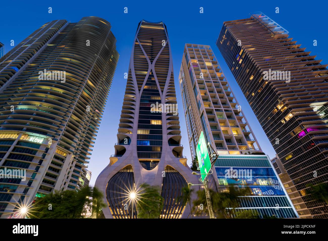 One Thousand Museum High-rise Building by Architect Zaha Hadid, Skyline ...