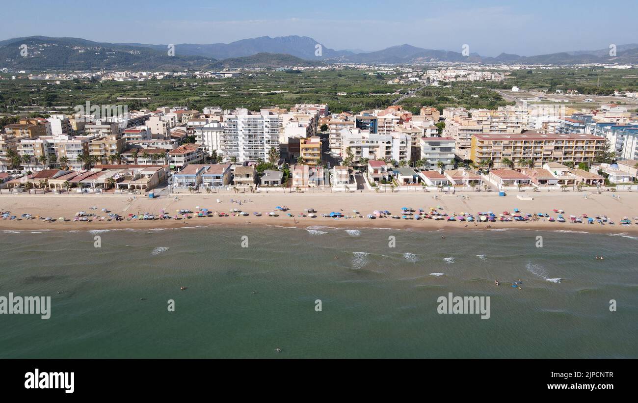 Frontline activity hi-res stock photography and images - Alamy