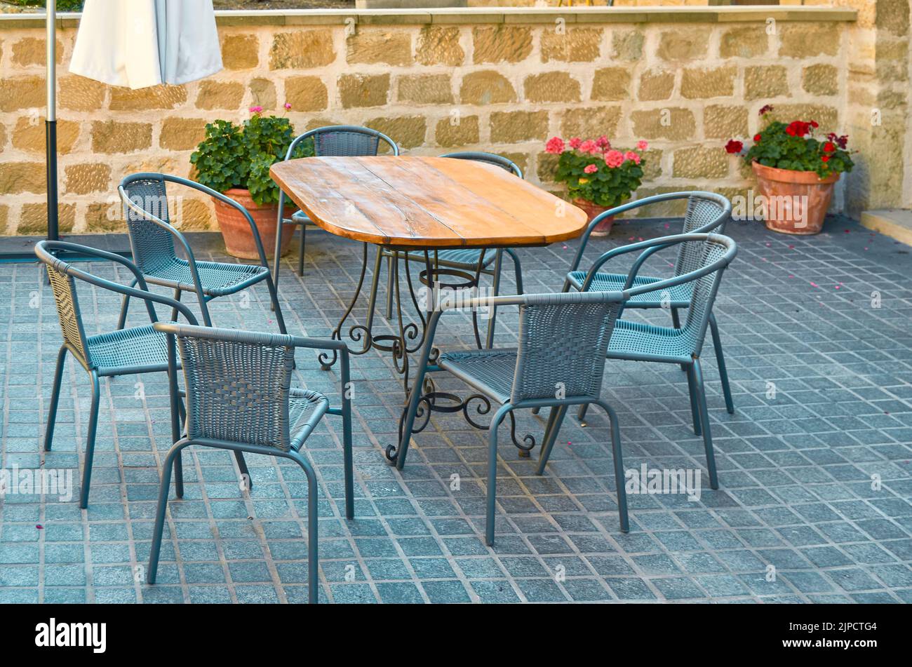 Seven chairs hi-res stock photography and images - Alamy