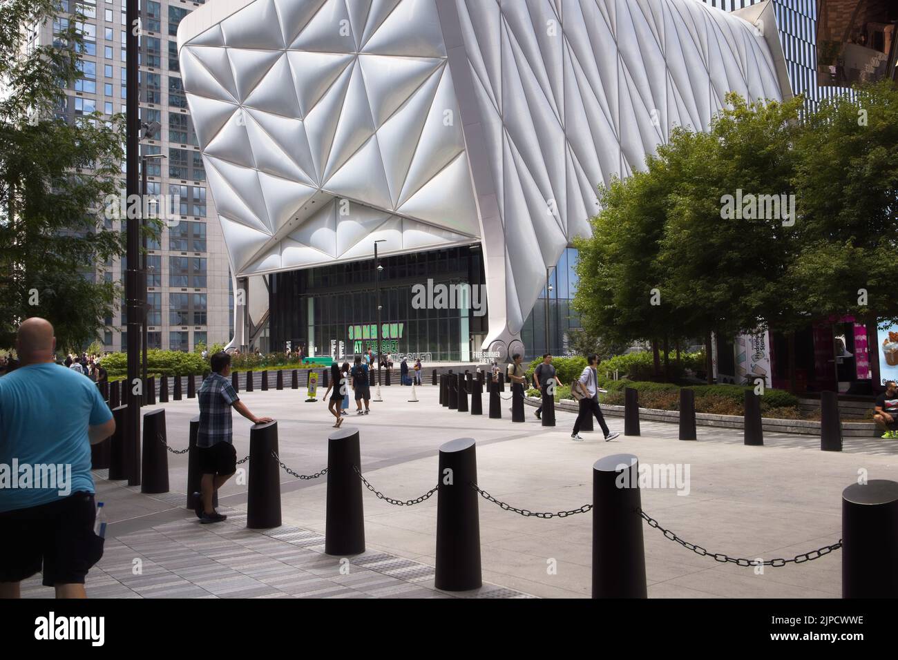 New York, NY, USA - Aug 16, 2022: The Shed shown behind a driveway ...