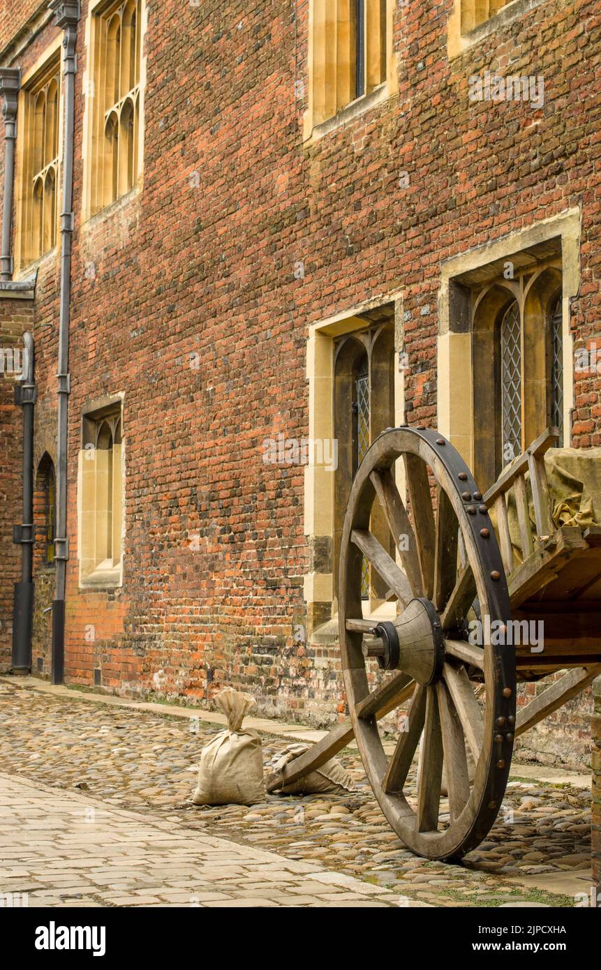 refurbished way in laneway wagon Hampton Court palace Stock Photo - Alamy