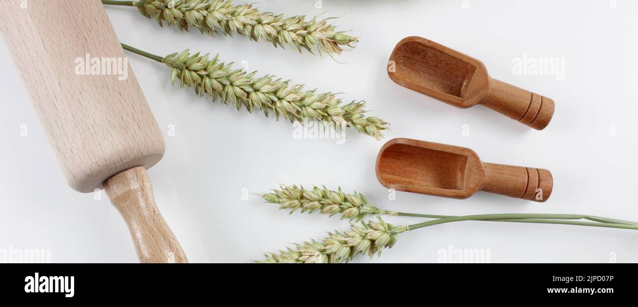 Pattern. Rolling pin with wheat and spoons isolated on white background ...