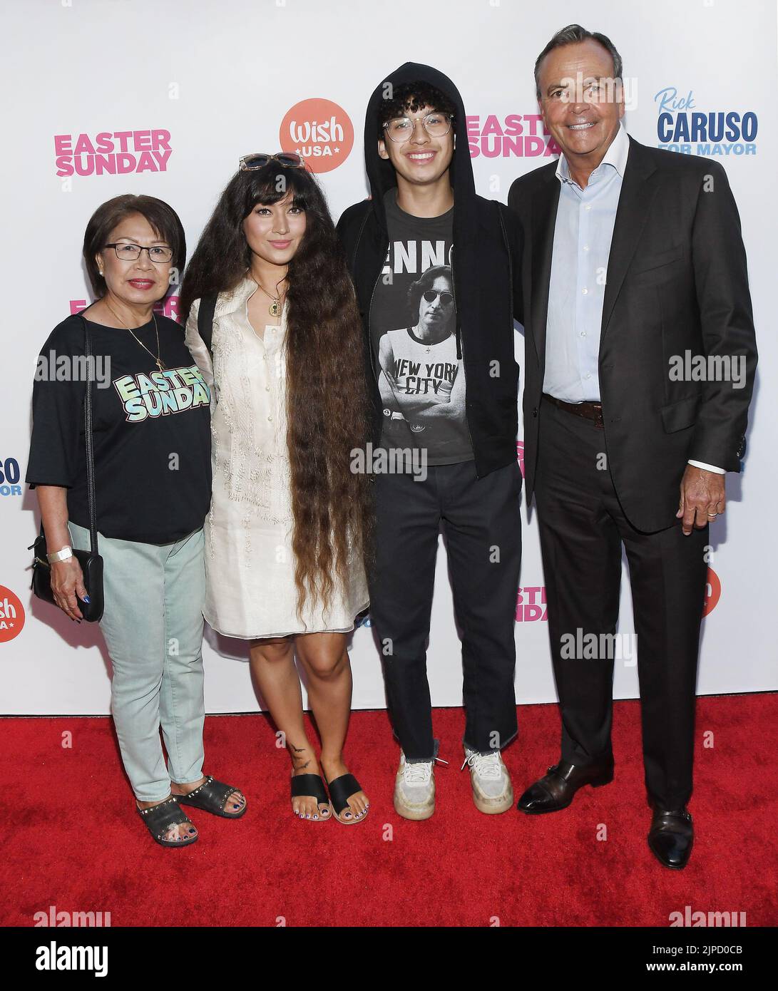 Los Angeles, USA. 16th Aug, 2022. (L-R) Angie's Mother, Angie King ...