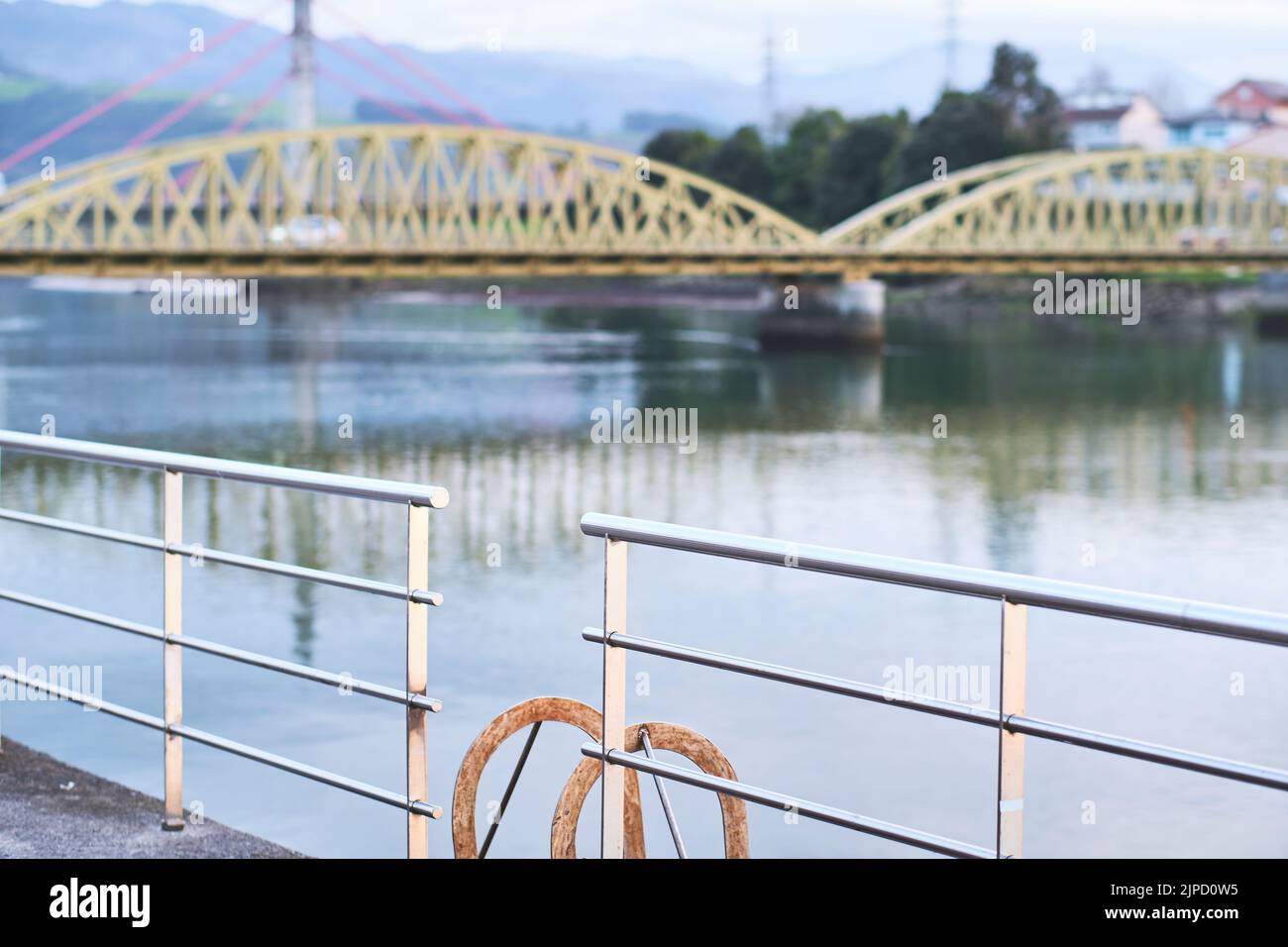Metallic bridge hi-res stock photography and images - Alamy