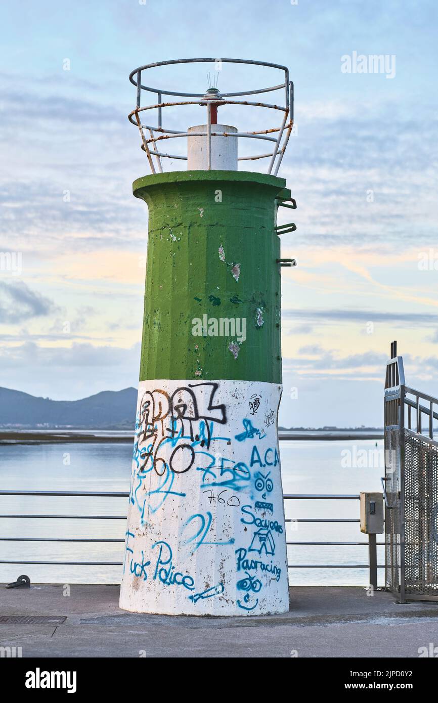 Harbor jetty hi-res stock photography and images - Alamy
