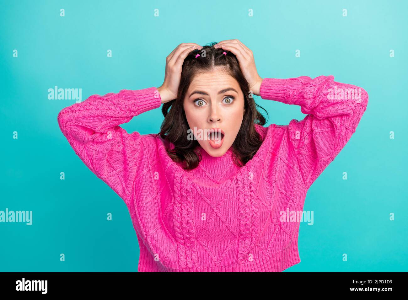 Photo of young attractive speechless woman confused touch head looking ...