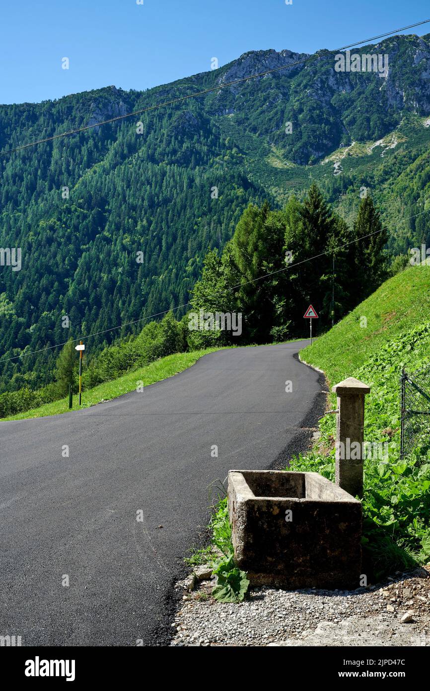 Bagolino (Bs), Italy, the road for the Maniva Mount la strada per il ... Bagolino (Bs), Italy, the road for the Maniva Mount la strada per il ...