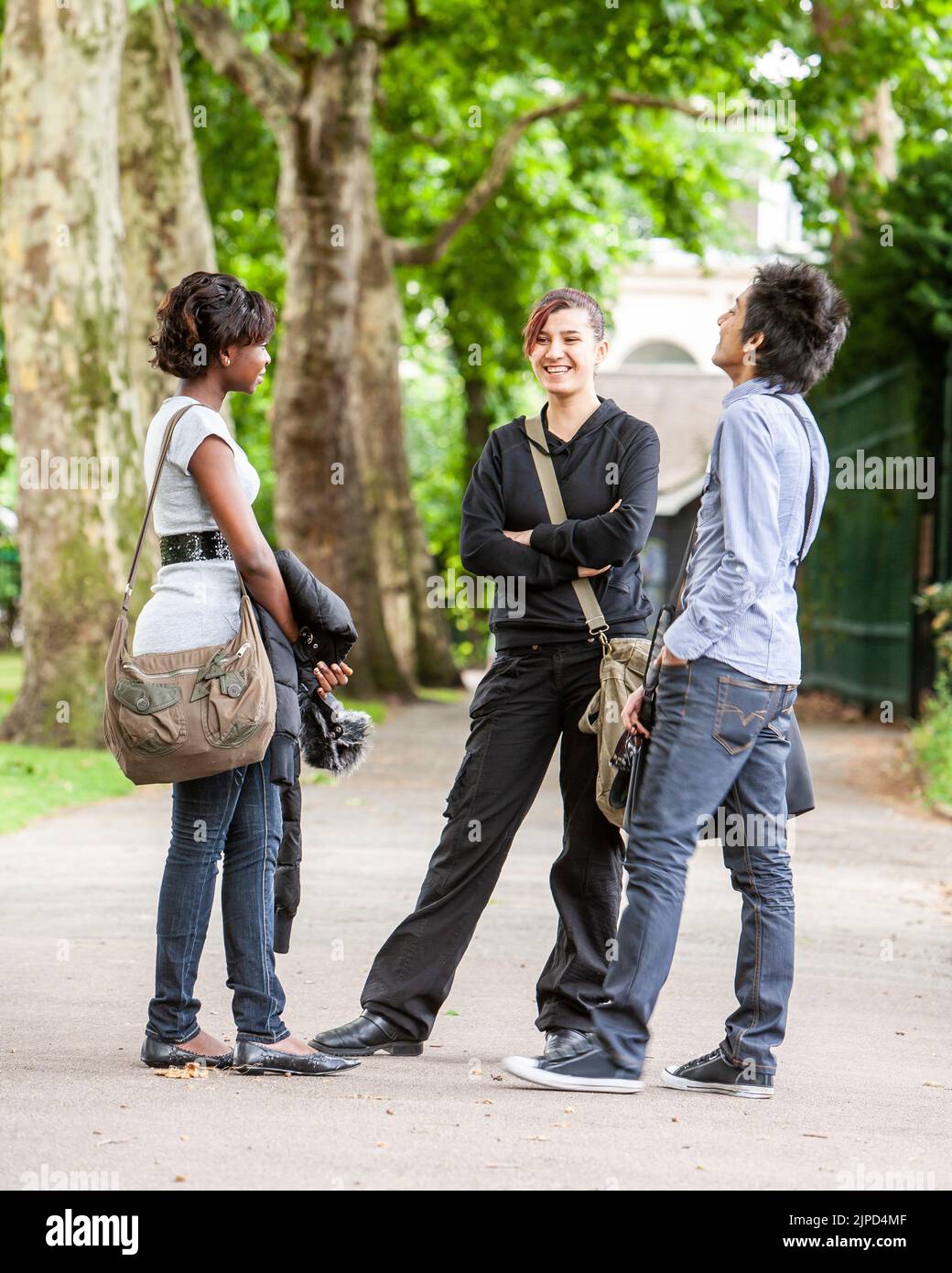 Indian college friends students chatting hi-res stock photography and ...