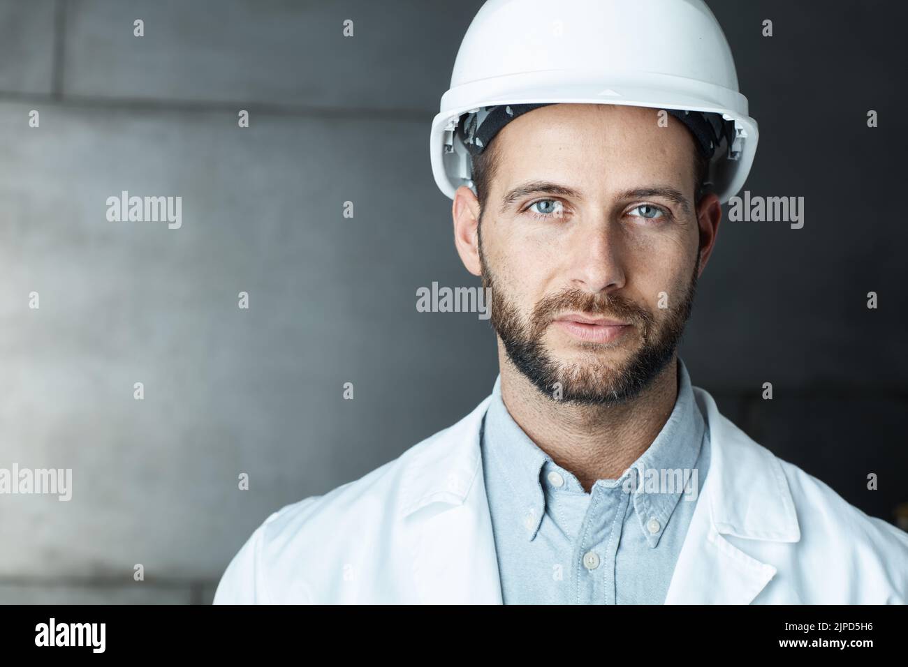 Engineer head hi-res stock photography and images - Alamy