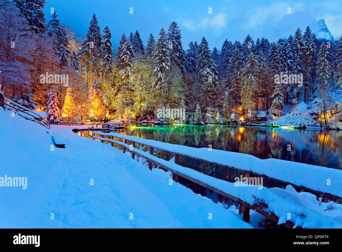 Switzerland christmas snow hi-res stock photography and images - Alamy