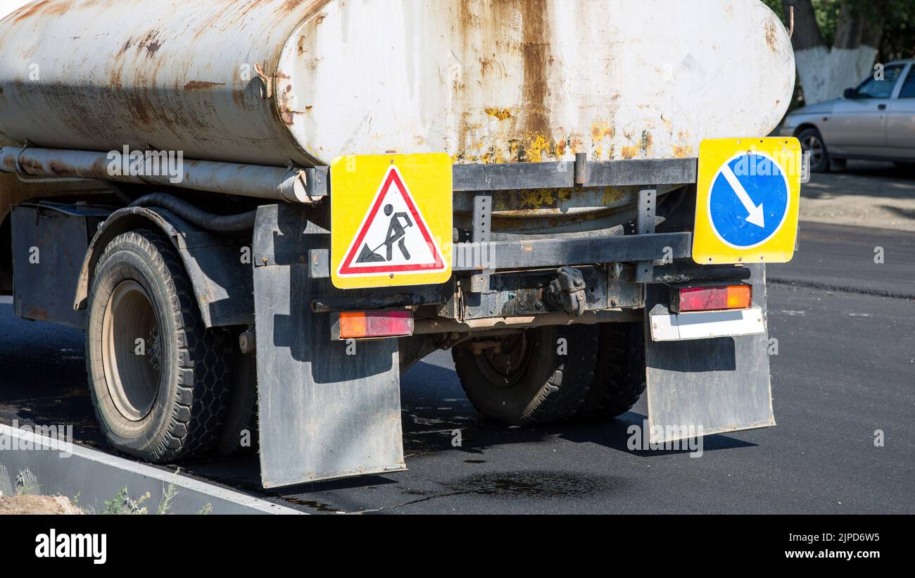 Car signs Road works and Detour fixed on board the car Stock Photo - Alamy