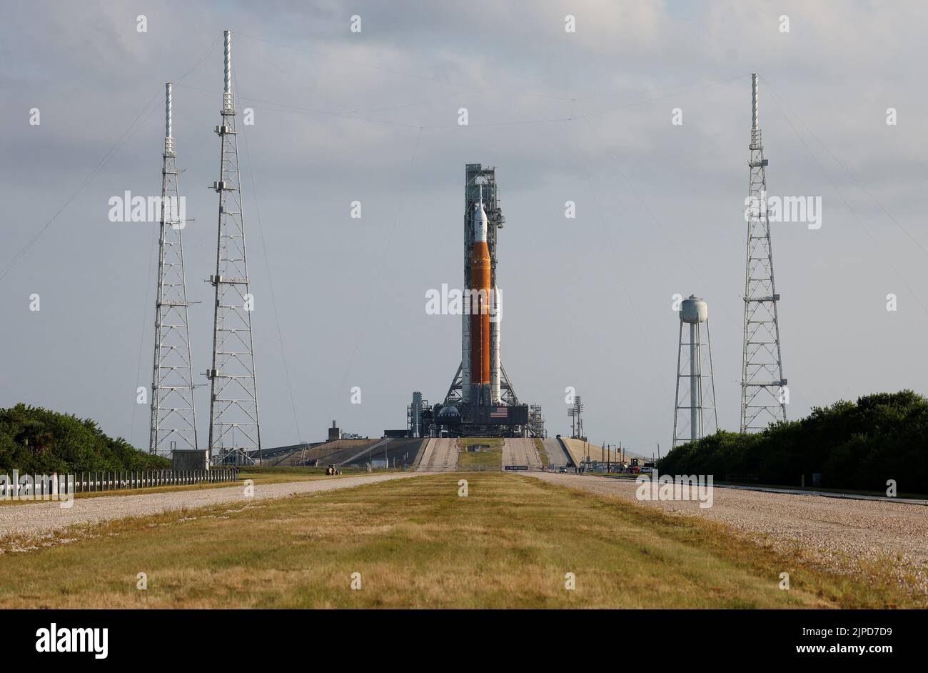 Sls rollout hi-res stock photography and images - Alamy