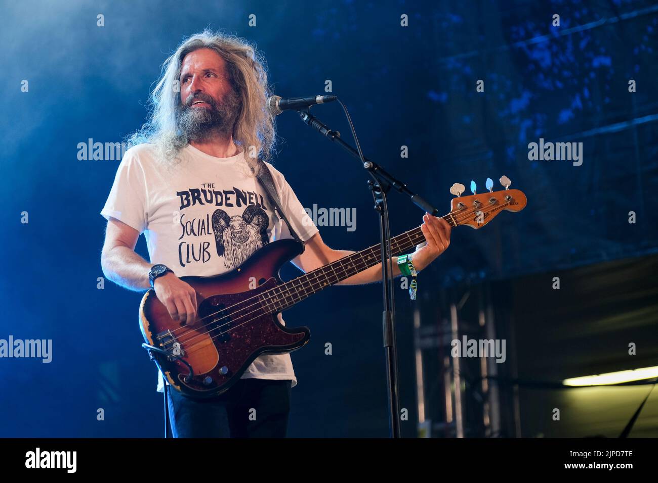Eddie Myer of Turin Brakes performing at Fairport's Cropredy Convention ...