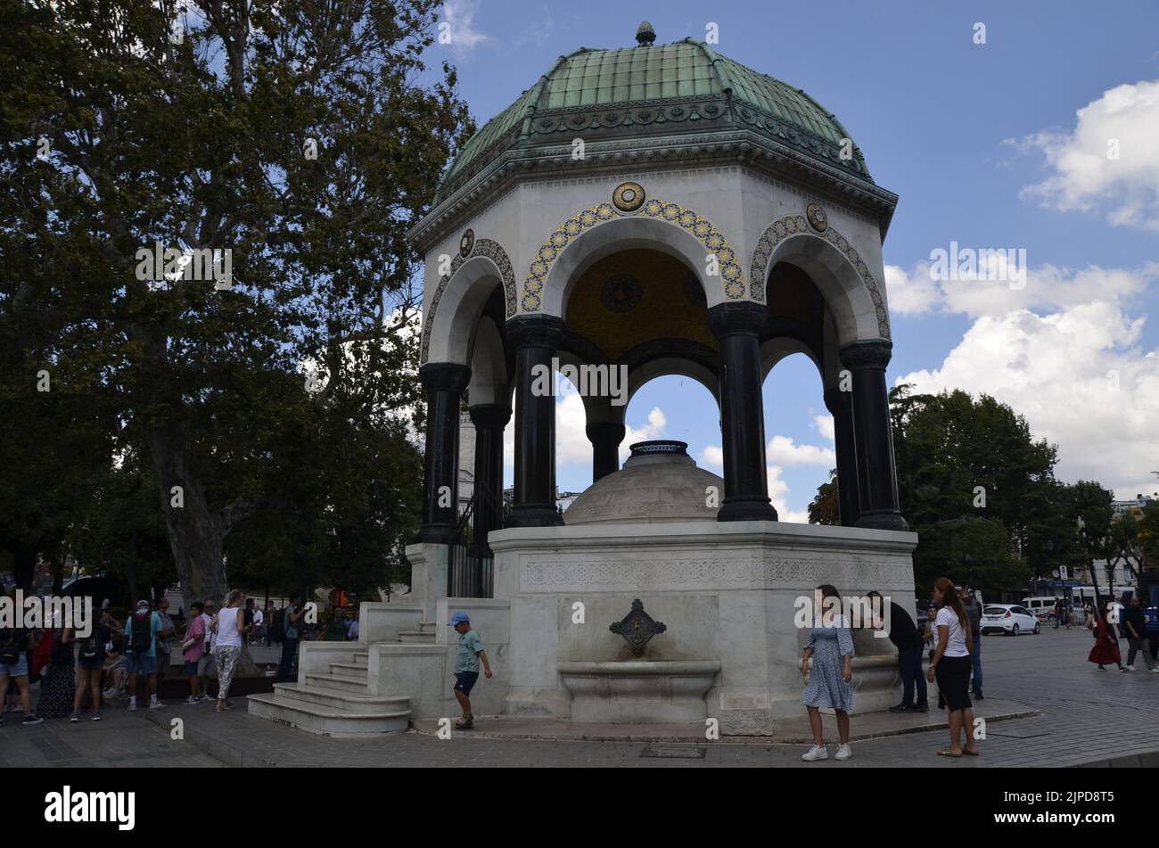 Monumentold hi-res stock photography and images - Alamy