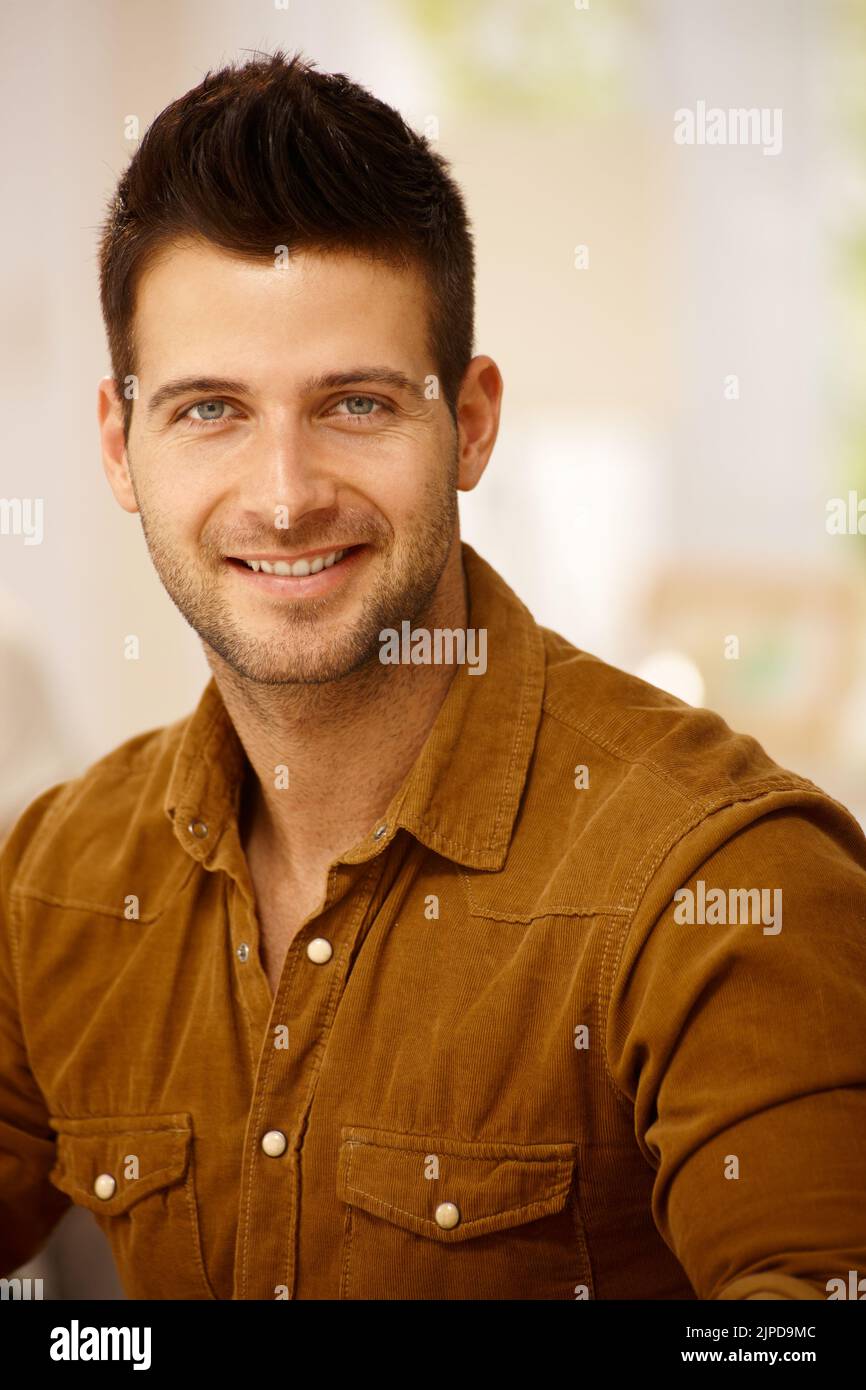 man, smiling, portrait, guy, men, smile, portraits Stock Photo - Alamy