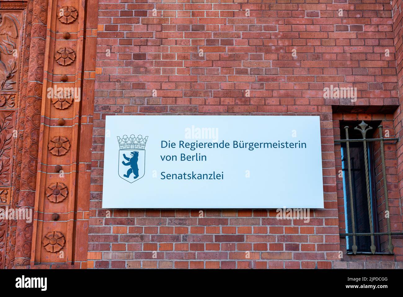 berlin town hall, notice board, senatskanzlei, berlin town halls ...