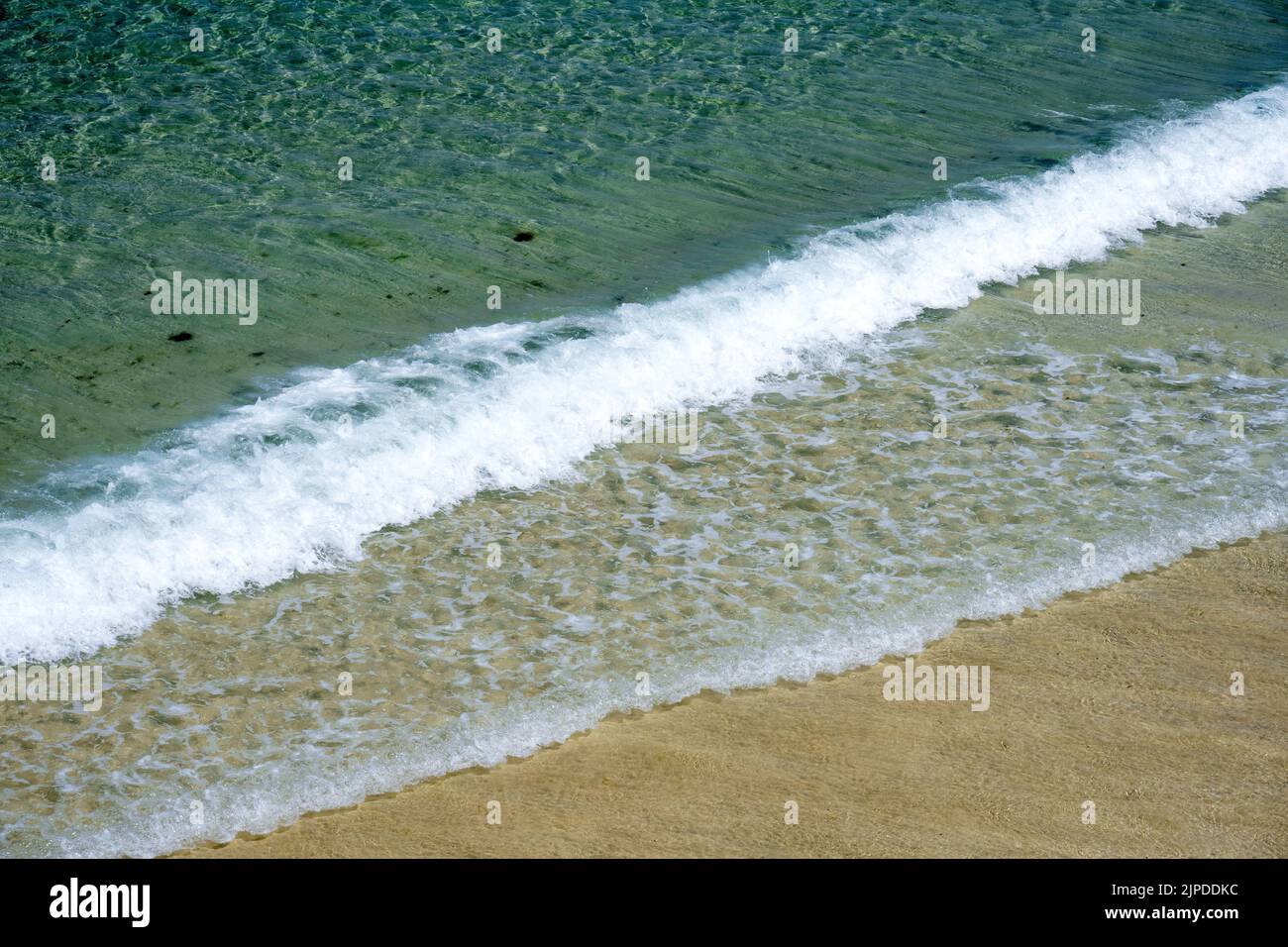 Close up of low tide sea Stock Photo - Alamy