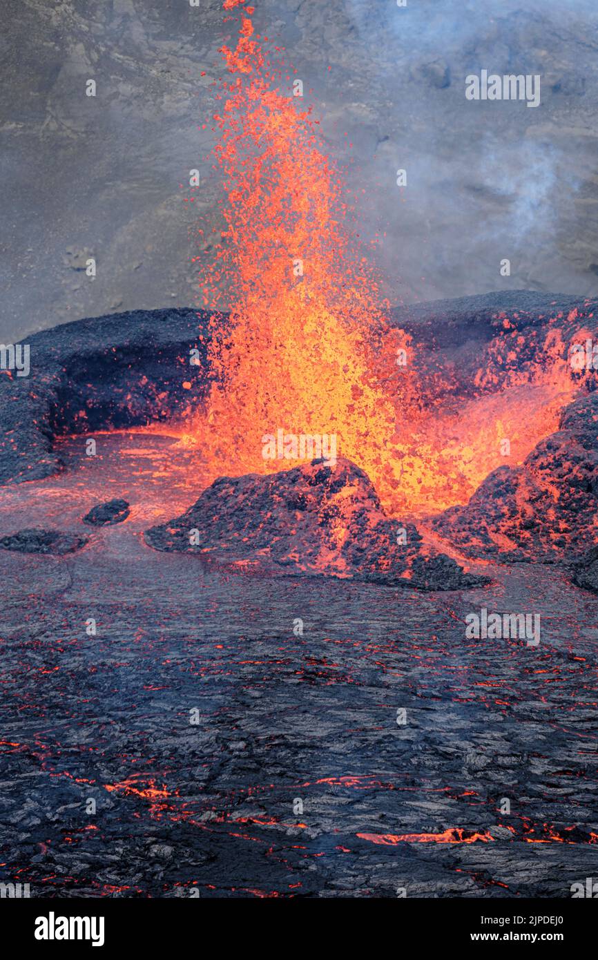 Eruption of the Meradalir Volcano, Reykjanes Peninsula, Iceland, August ...