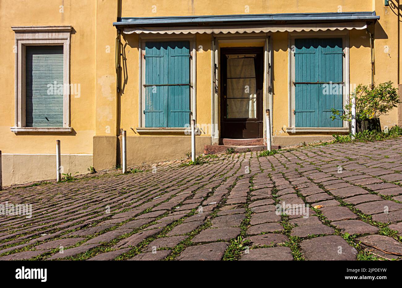 old town, closed, store, old towns, closeds, corporate, negocios Stock ...