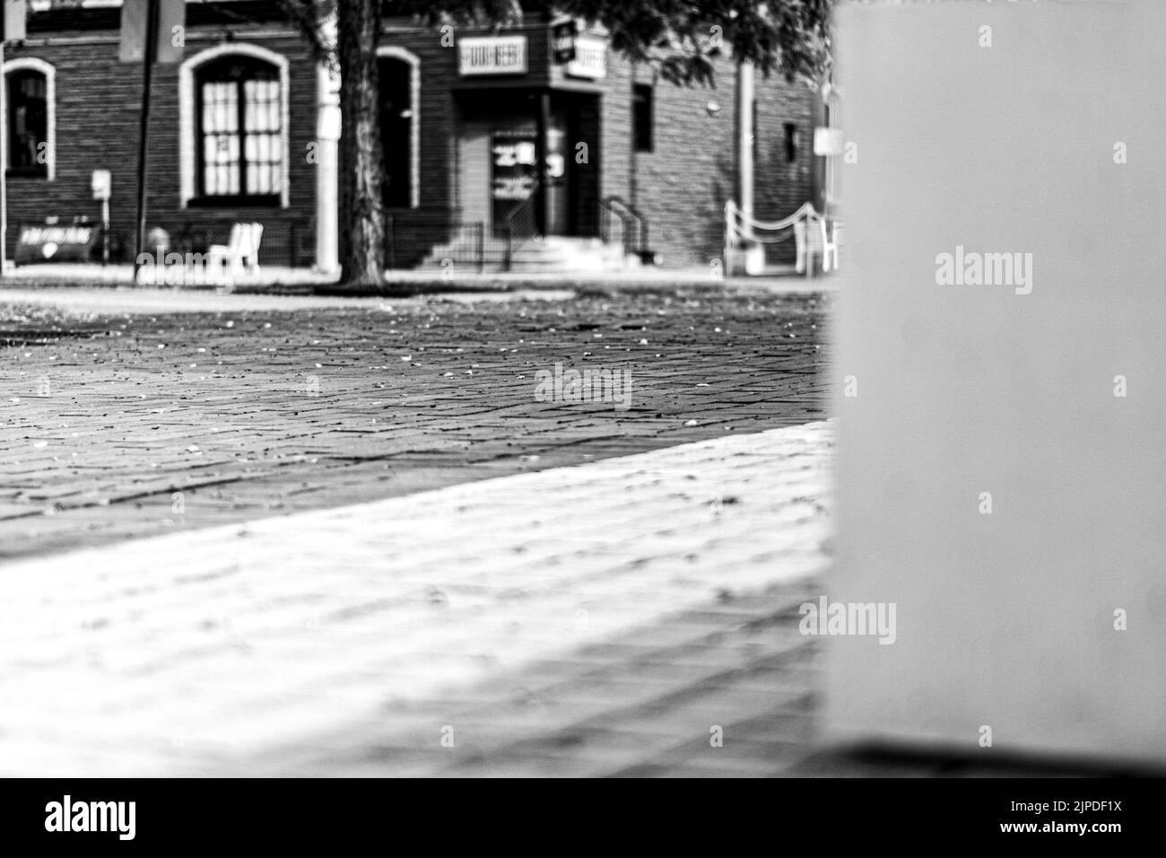 Blurry background buildings Black and White Stock Photos & Images - Alamy