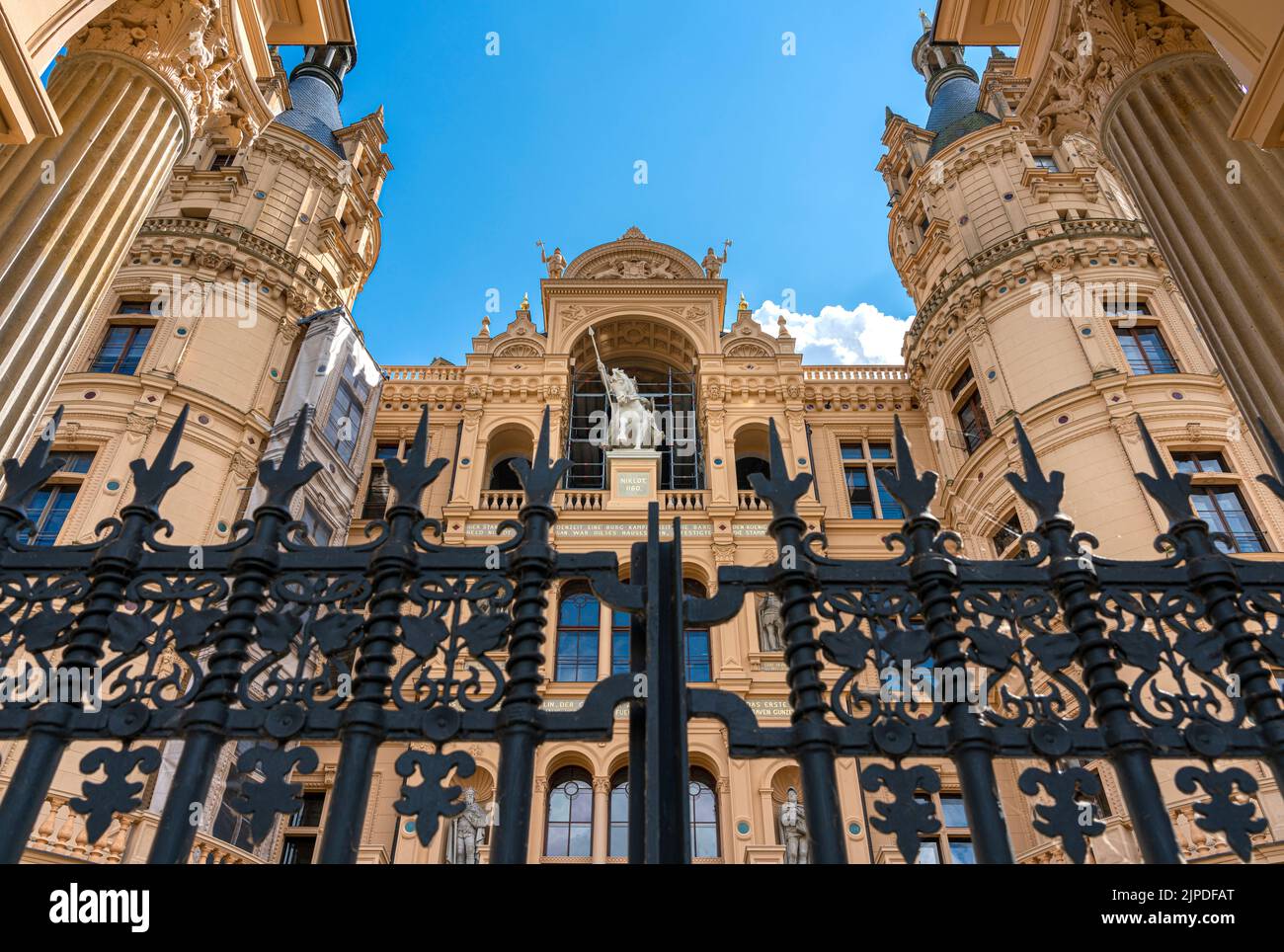 gate, equestrian sculpture, schwerin castle, niklot, gates, sculpture ...