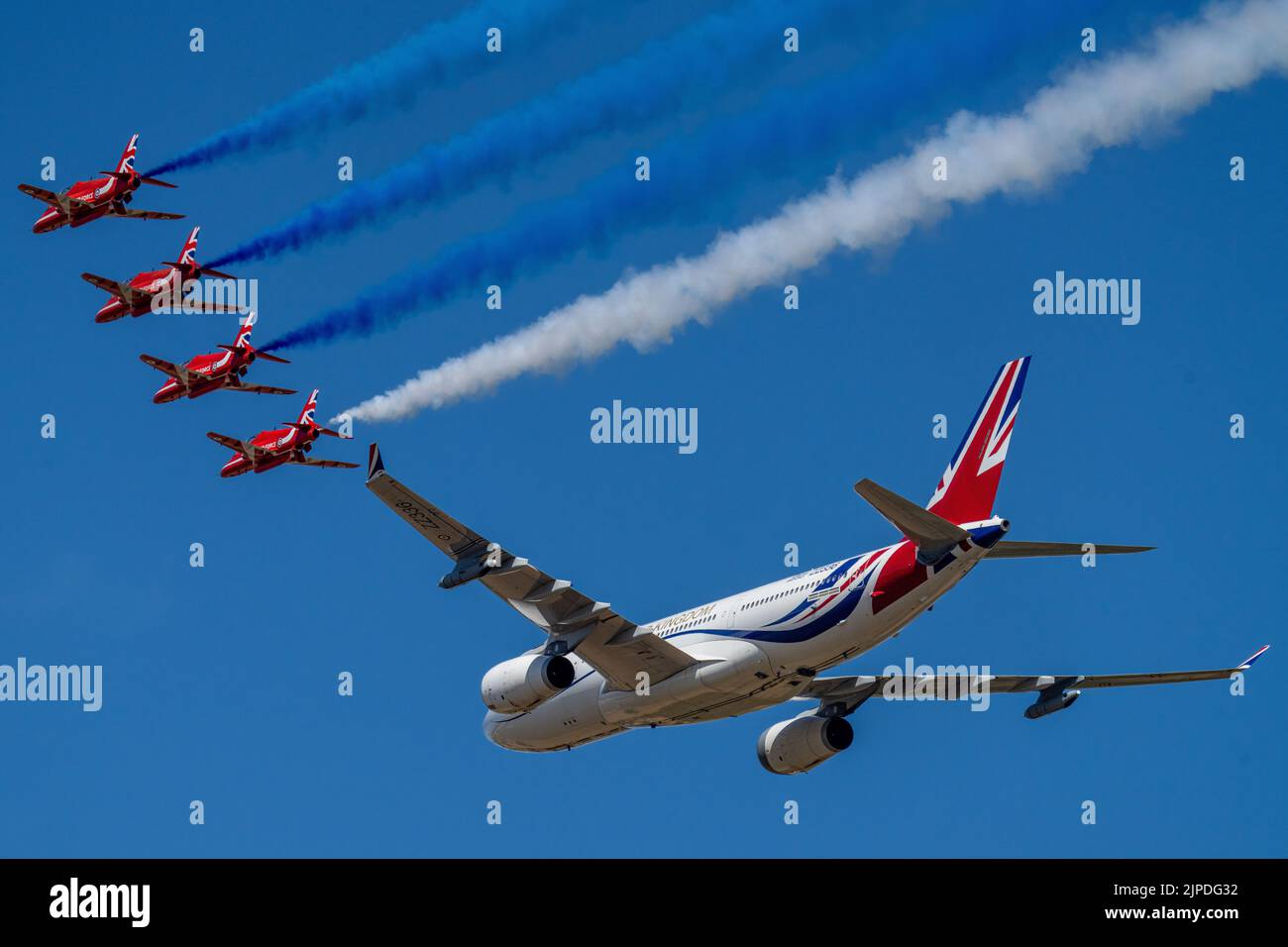 Red Arrows and Vespina Stock Photo - Alamy