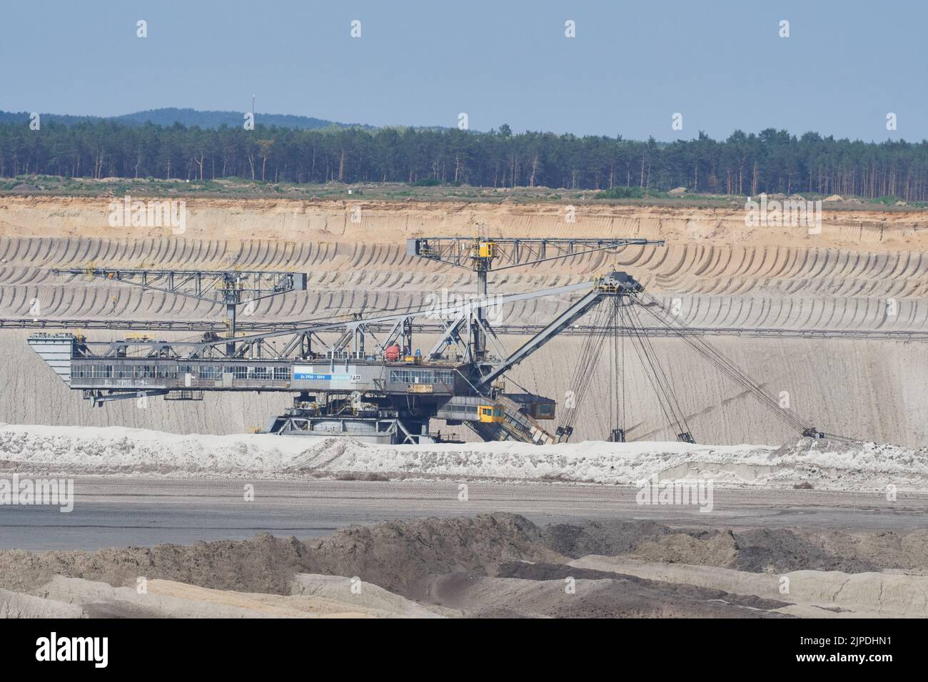 excavator, opencast, janschwalde, conveyor bridge, earth movers ...
