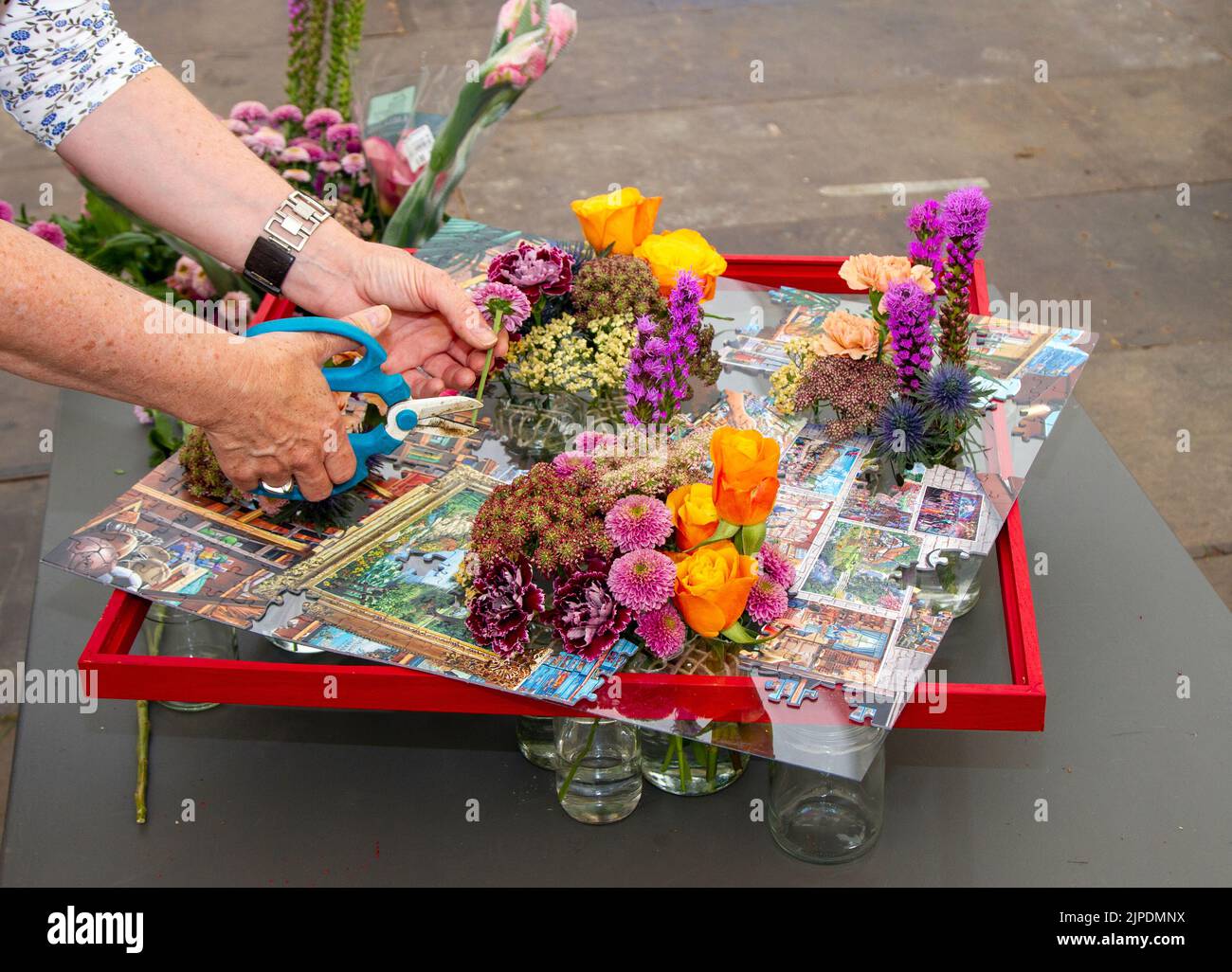 Contemporary Floral Art, plant, minimal plants design, Rikka style ...