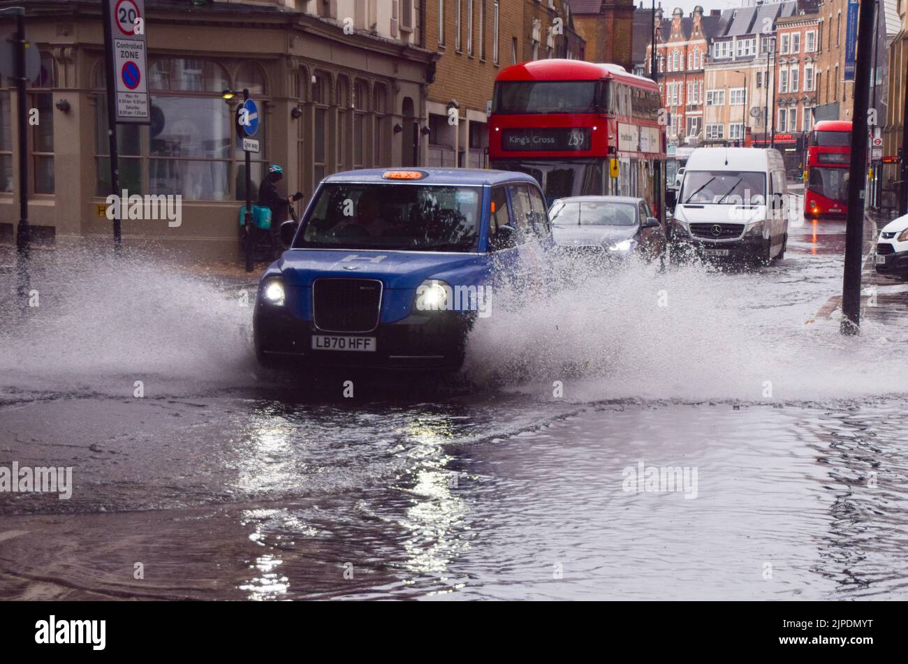 Puddle bus splash hi-res stock photography and images - Alamy